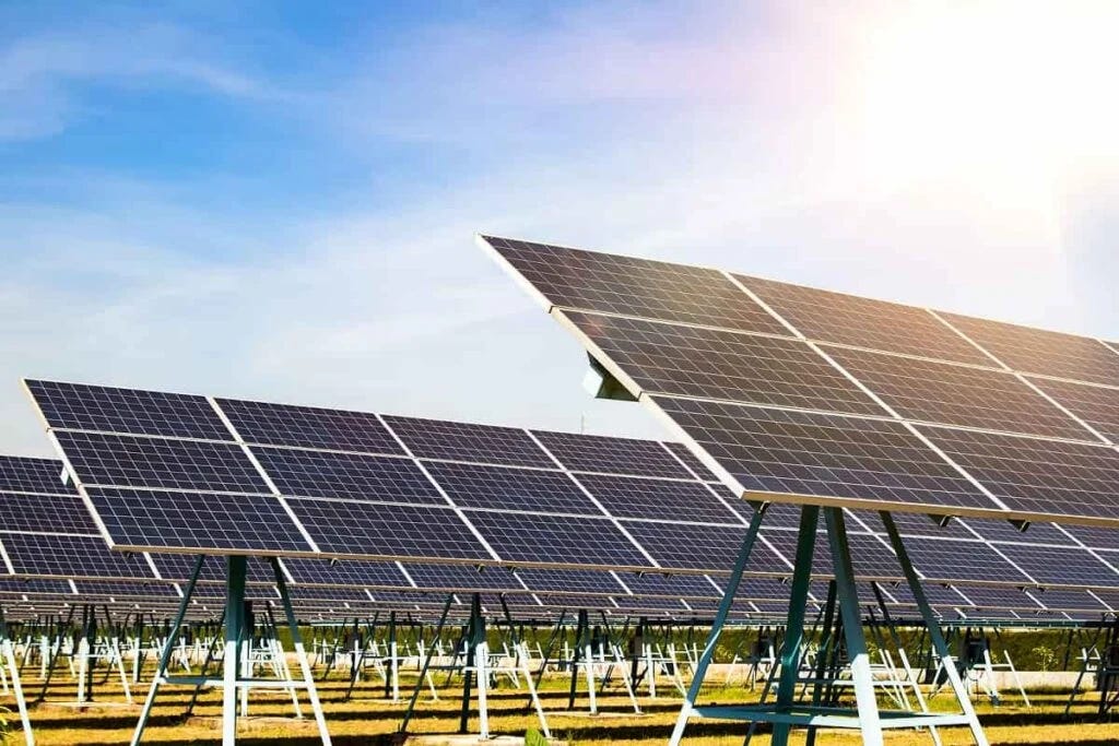 The Solar Epoch Unleashes Smart Solar Panels for a Greener Future - NWH